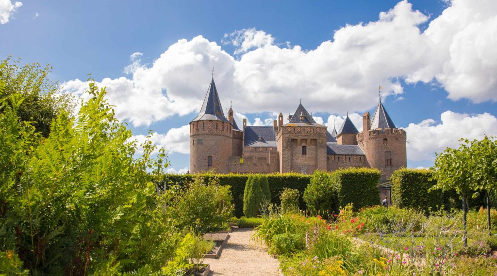 Summer in North Holland: Beach, City trips and Nature in one vacation - Alys Finest ...